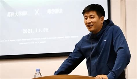 一句话 掀翻互联网”，张雪峰凭什么这么大本事，他动了谁的奶酪？