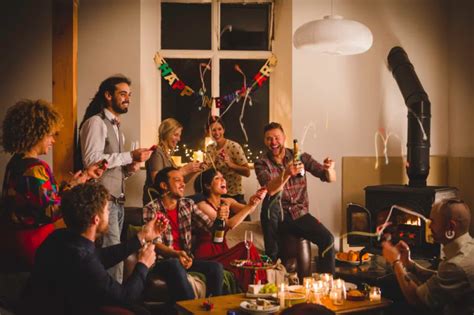 Celebrate New Years Eve At Home Like A Traveler Travelinsightpedia