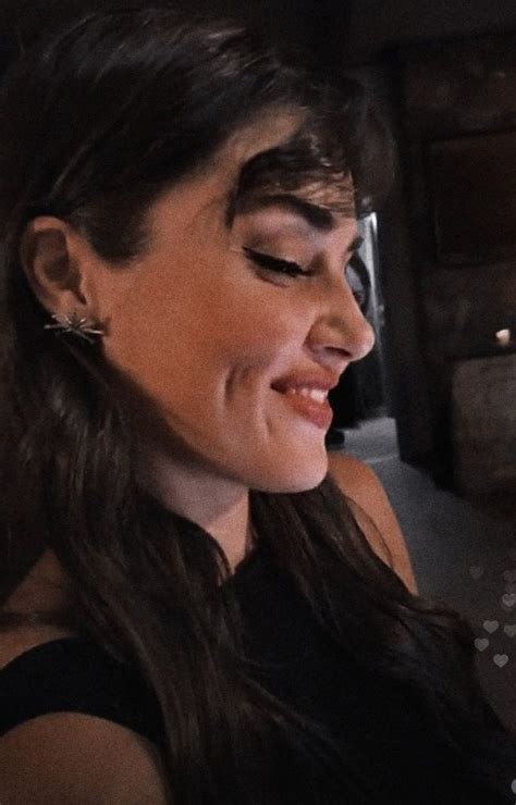 Pin On Hande Erçel ️
