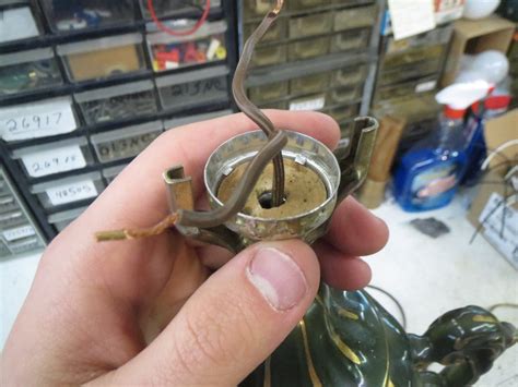 Lamp Parts And Repair Lamp Doctor 5 Steps To Replace A Lamp Socket Lamp Parts And Repair Lamp Doctor 5 Steps To Replace A Lamp Socket