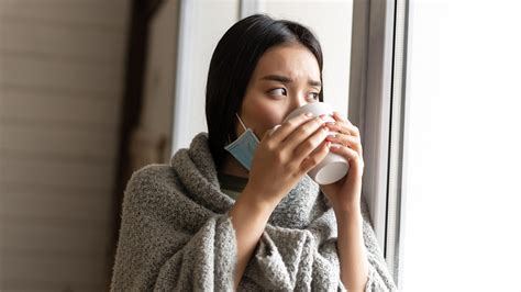 Home Remedies To Ease Covid 19 Symptoms And What To Eat When Sick