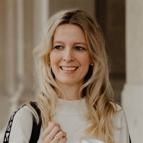 Stephanie Fromm Assistentin Der Bereichsleitung Deutsche Bank