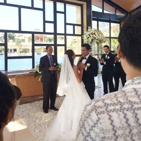 Gambar Foto Marissa Nasution Dan Warren Conrad Berfoto Bersama Host