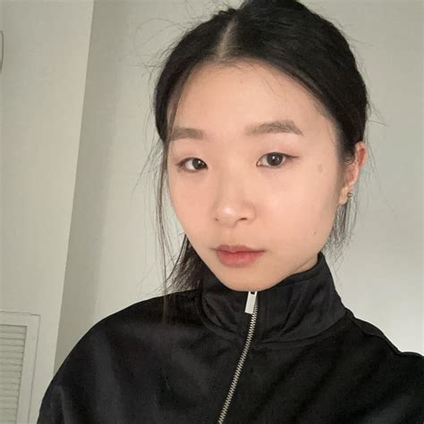 Hailey Kims Postlemon8