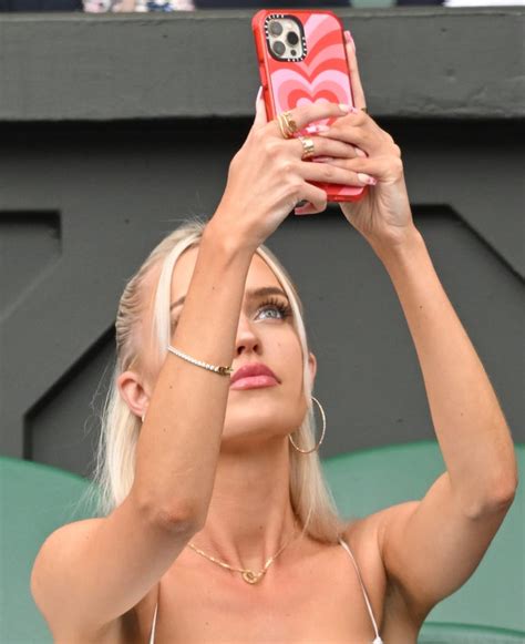 イケメンテニス選手のテイラー・フリッツを献身的に支える♡ 恋人モーガン・リドルはどんな人？