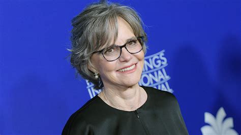 Sally Field Oscars 2022
