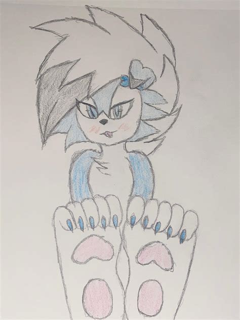 Izzy Feet Tease By Thewarrior360 On Deviantart