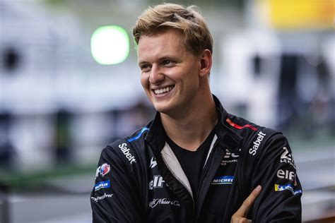 A Épica Volta De Mick Schumacher O Retorno à F1 Em 2026 Desencadeia