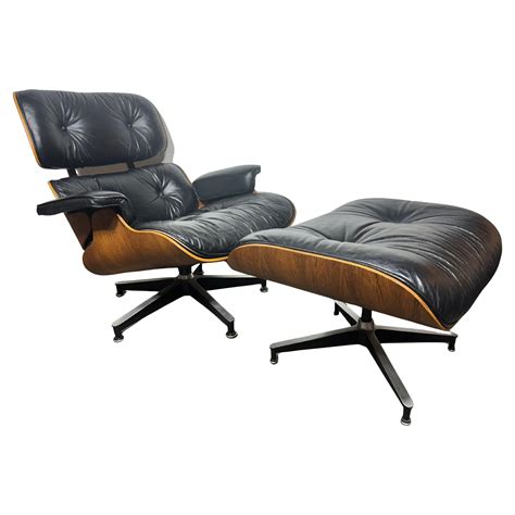 Eames Lounge Chair And Ottoman Produced By Herman Miller Usa 1970s For