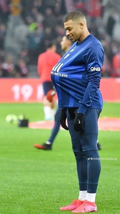 Pin Di ☪︎ Su ★ Superstar Calcio Divertimento