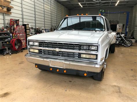 1990 Chevy C3500 Square Body 4 Door With A 93 Cummings 12v Swap Speed