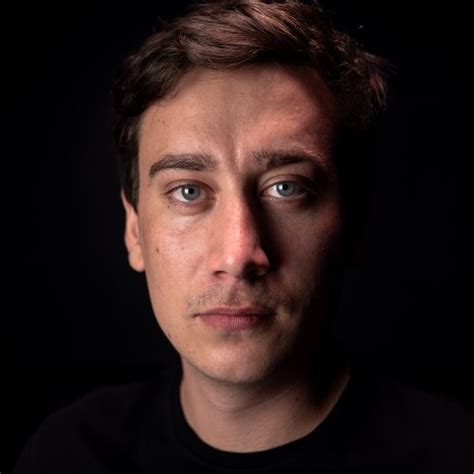 Marian Andrei Autor La Cavaleriaro