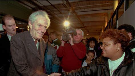 Aaron Feuerstein Paid Mill Workers After Fire Dies At 95