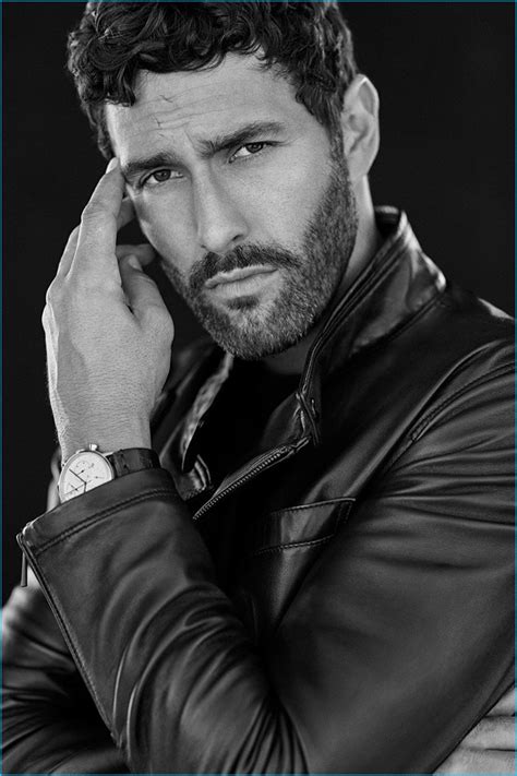 Noah Mills Is Striking In Massimo Dutti Tailoring The Fashionisto