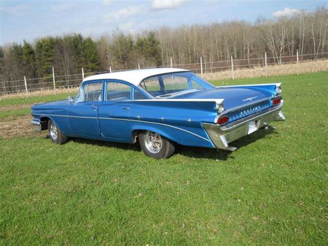 1959 Pontiac Laurentian Classic Sedan