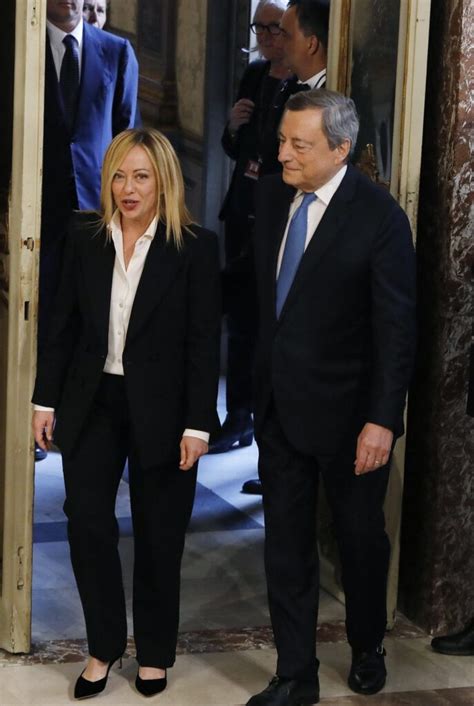 Come Vestirei Giorgia Meloni Se Fossi La Sua Consulente Di Immagine