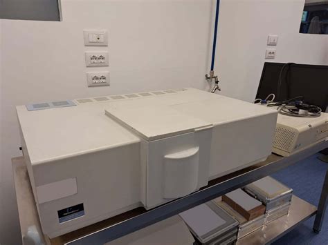 Perkin Elmer Lambda 900 分光光度计 用于销售价格 293755132 从 Cae 购买