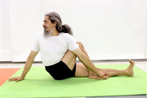 Vakrasana Your Natural Remedy For Diabetes And Digestive Health