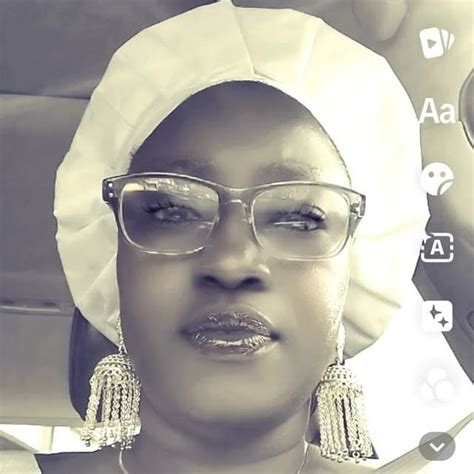 Omosexy Idowuomowunmi • Threads Say More