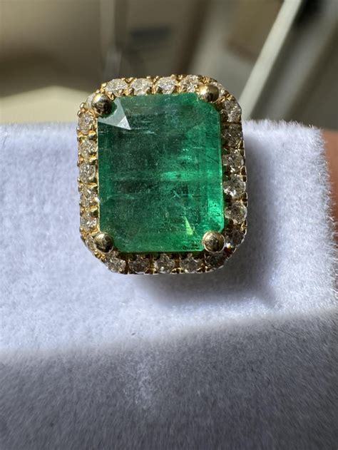 What Grade Emerald Would You Say These Are R Gemstones