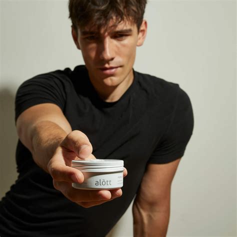 Matte Clay 〜 Natural Hair Care 〜 Vegan 〜 Zero Plastic Alott