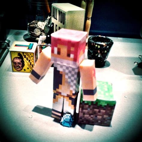 Minecraft Papercraft Grass Block