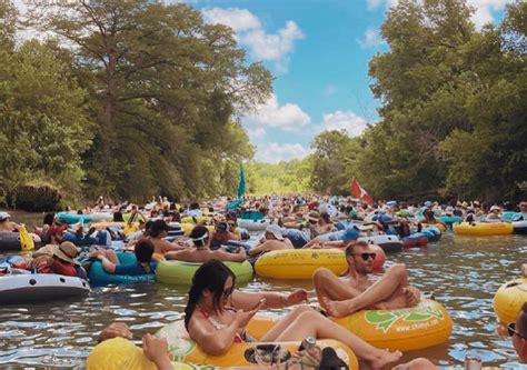 10 Of The Best Lazy Rivers In Texas For Tubing