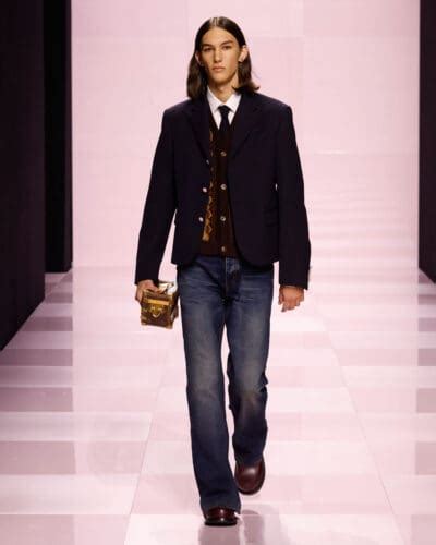 Louis Vuitton Fall Winter 2025 2026 Men Runway Magazine ® Official