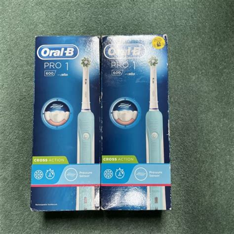 Oral B Pro 600 Crossaction Electric Toothbrush Read Description £26