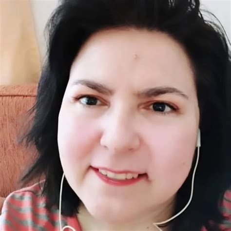 Vicky Vickybeskou • Threads Say More