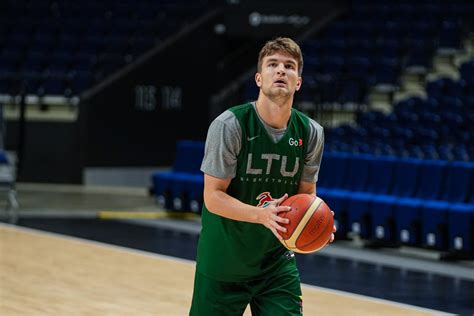 Rinktinės Laukiantis Dovydas Giedraitis To Siekia Kiekvienas