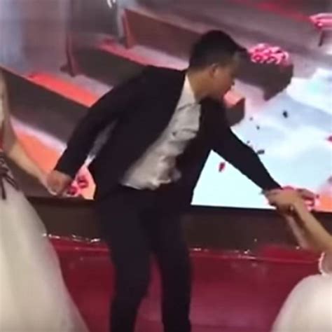 Foto Hombre Se Masturbaba Frente A Dos Mujeres Una De Ellas Era