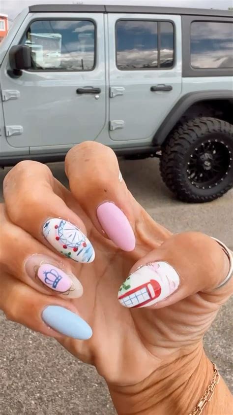 London Nail Inspo
