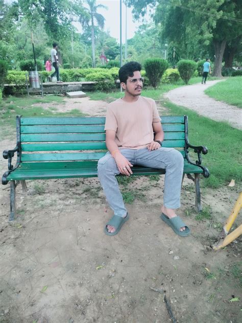 Saurabh Pandey 🚀 On Linkedin Hot Take Having A Profile Just Isnt Enough To Get Noticed You