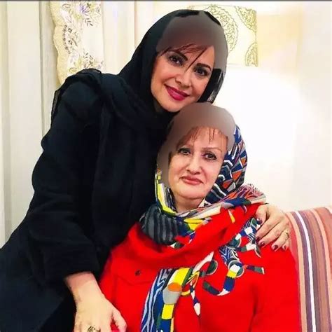 فکرشو می کردید مادر کمند و سپند امیر سلیمانی از آنها جوانتر باشد عکس