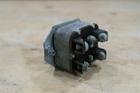 Beechcraft 35 Bonanza Flap Toggle Switch An3023 1 Fast Aviation