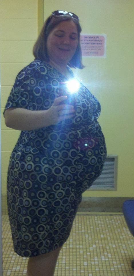 Snapshots Of Life 17 Week Bump