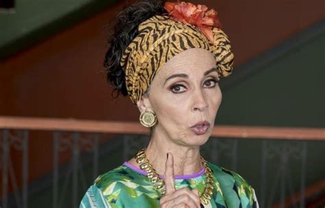 Macaria Habla De Los Personajes Que Murieron Y Los Nuevos Que Llegaron A Vecinos Latfan