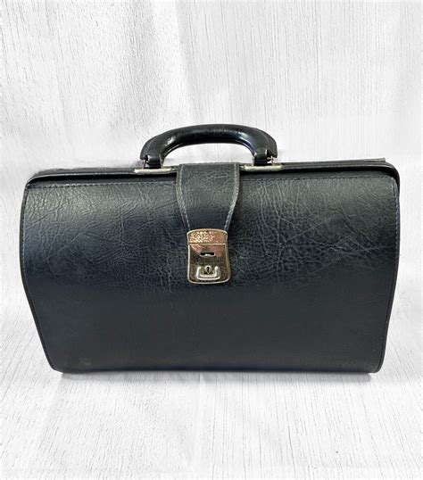 Vintage Doctors Bag 1960s Vintage Black Doctors Bagbriefcase