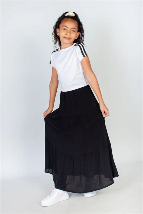 Ladies Tees And Tops