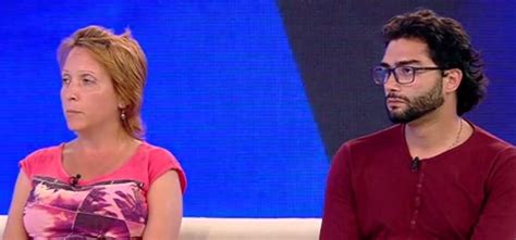 Video Doi îndrăgostiți Alungați De Părinți Bărbatul E Grav Bolnav și Chinuit De Propria Mamă