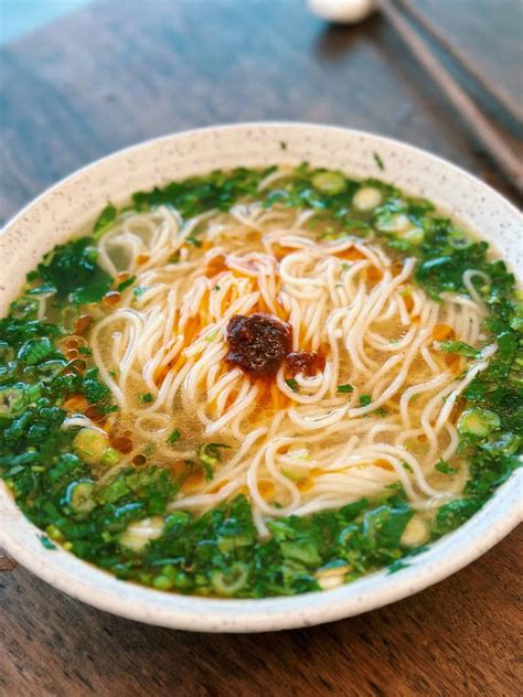 Easy Noodle Soup 10 Minutes Tiffy Cooks