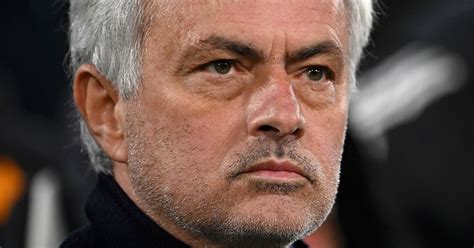 맨체스터 유나이티드 구세주 자처했지만 다시 임명 안 할 것” 극구 반대