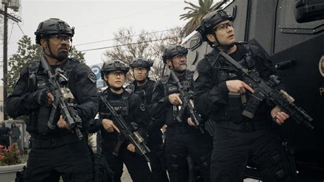 Swat Cancelled After Six Seasons At Cbs Photo 4929853 Photos