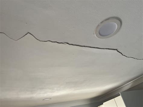 Ceiling Cracked Overnight Rausrenovation