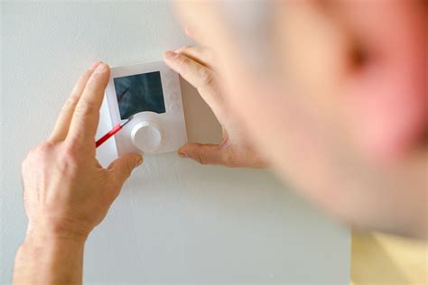 Single Pole Vs Double Pole Thermostat Which To Choose Blackhawk Supply