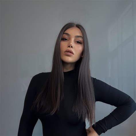 Vida Afroz Vida Afroz • Threads Say More