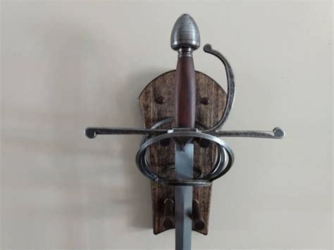 Rapier Specific Vertical Sword Display