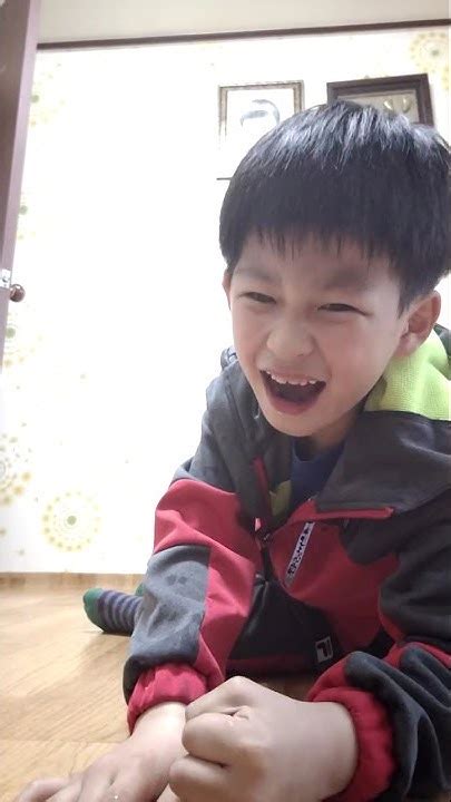 몸에다물뿌리기 Youtube