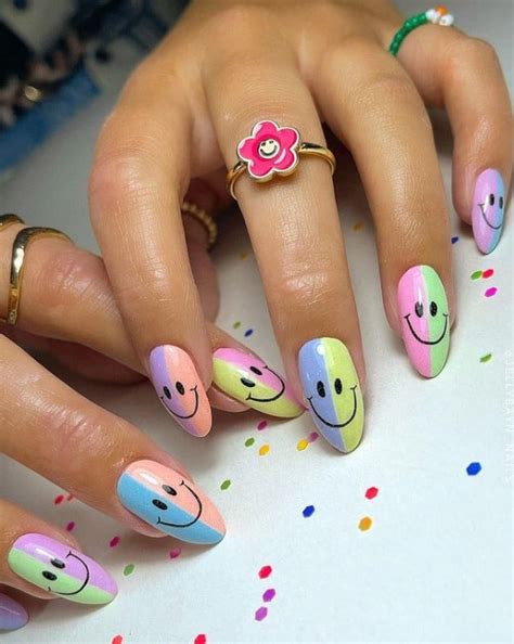 47 Smiley Face Nails For A Trendy Manicure